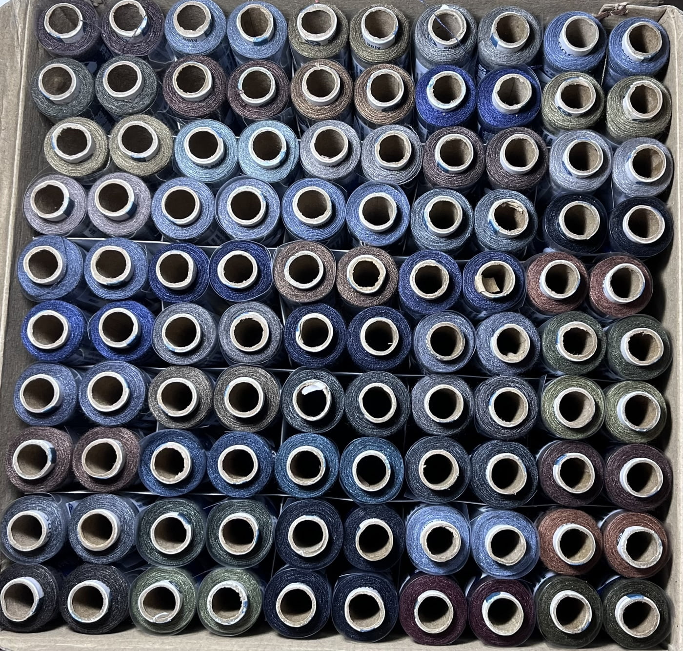 Spade poly sewing thread